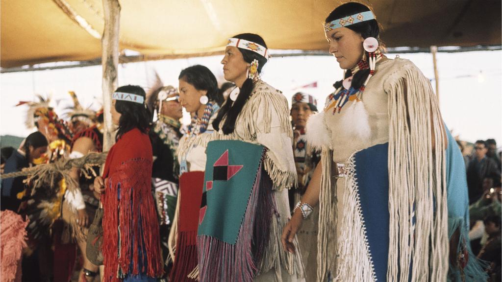 Cree Hunters of Mistassini - NFB