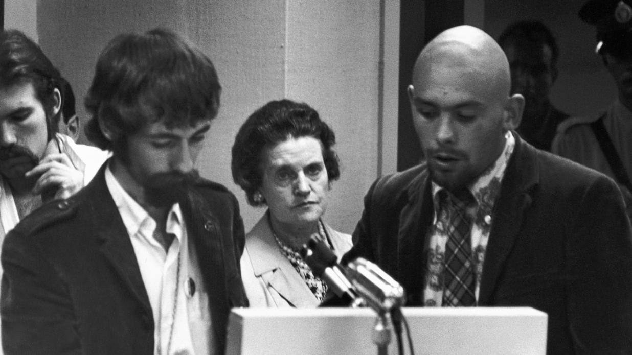 Farewell Oak Street Nfb