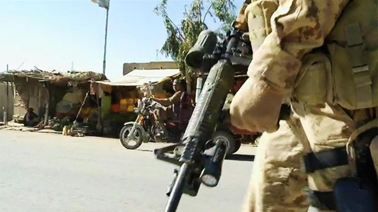 The Van Doos, 100 Years with the Royal 22e Régiment - NFB