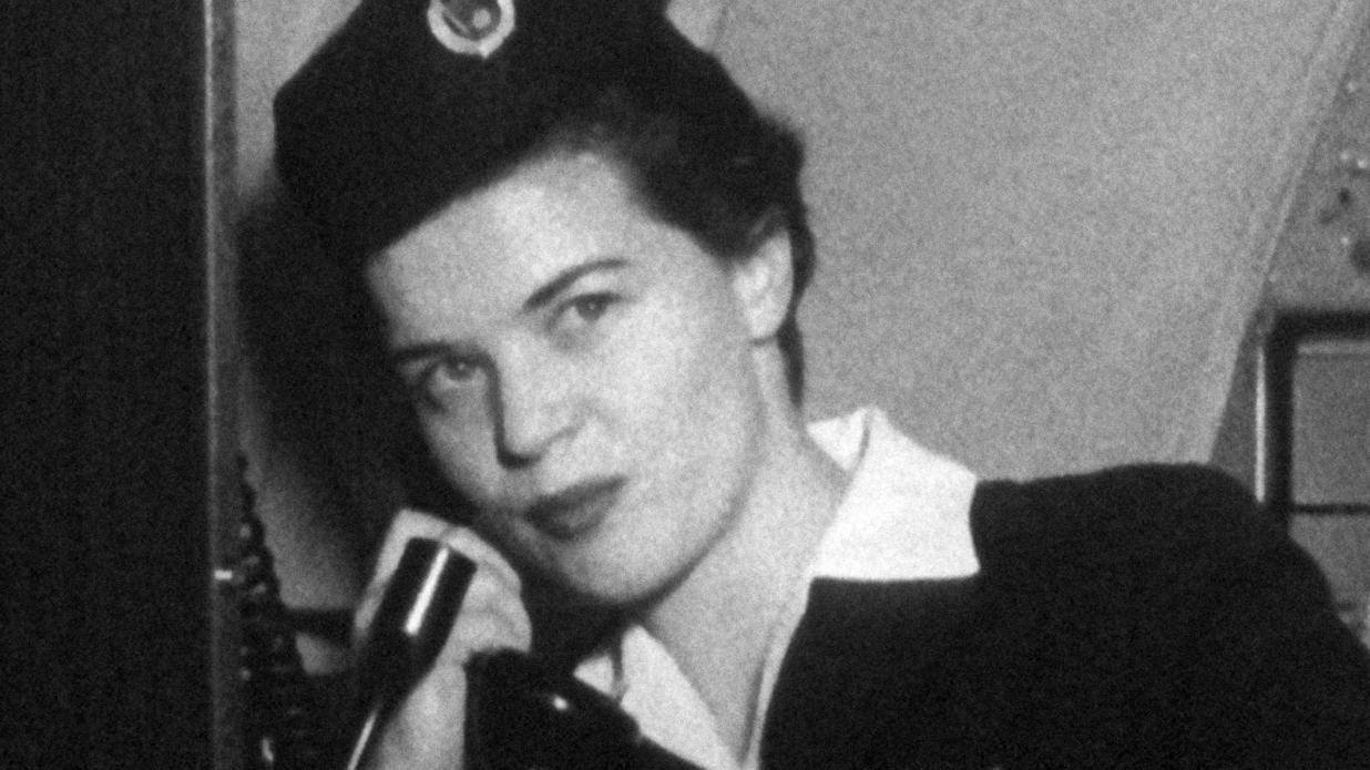 Bush Pilot: Reflections on a Canadian Myth - NFB