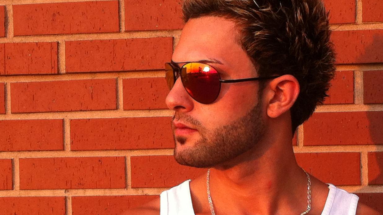 A Day in the Night of Jonathan Mole - NFB