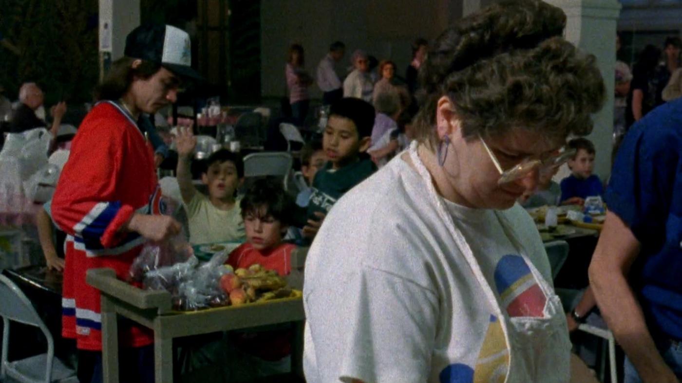 Au Chic Resto Pop (Version française) par Tahani Rached - ONF