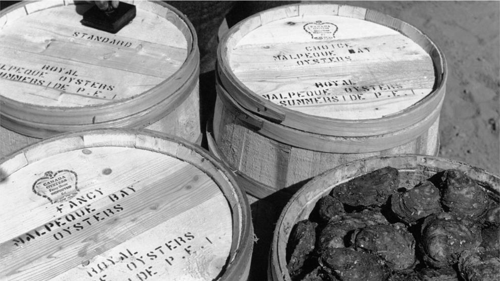 Oyster Man by Julian Biggs, Jean Palardy - NFB